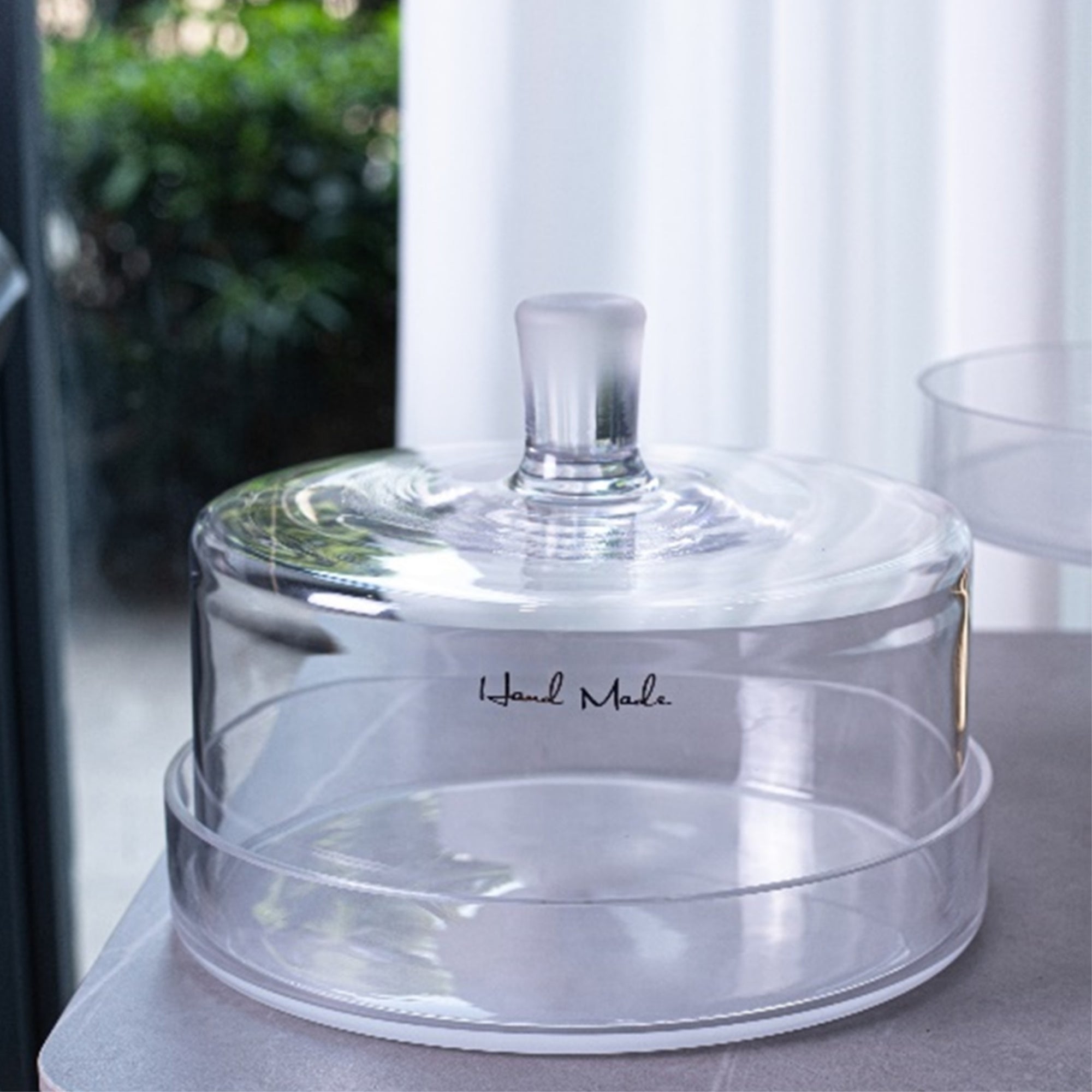 Transparent Cake Stand – TheCharacter